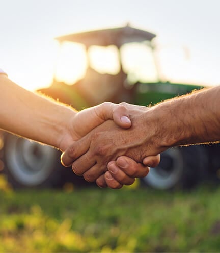 DM Auctions | Caroll, IA | Equipment Auctions & Sales